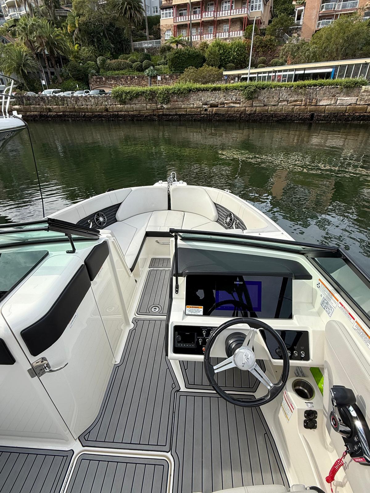 Runabout Boats: The Versatile Boat Everyone Wants - Here's What To Know ...